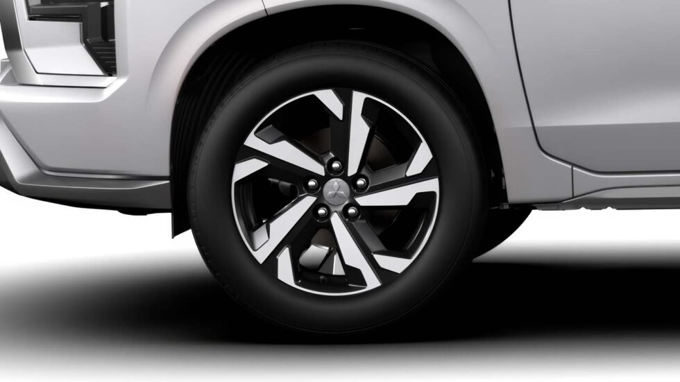 Brand New Mitsubishi Xpander - Mitsubishi Motors Bangladesh
